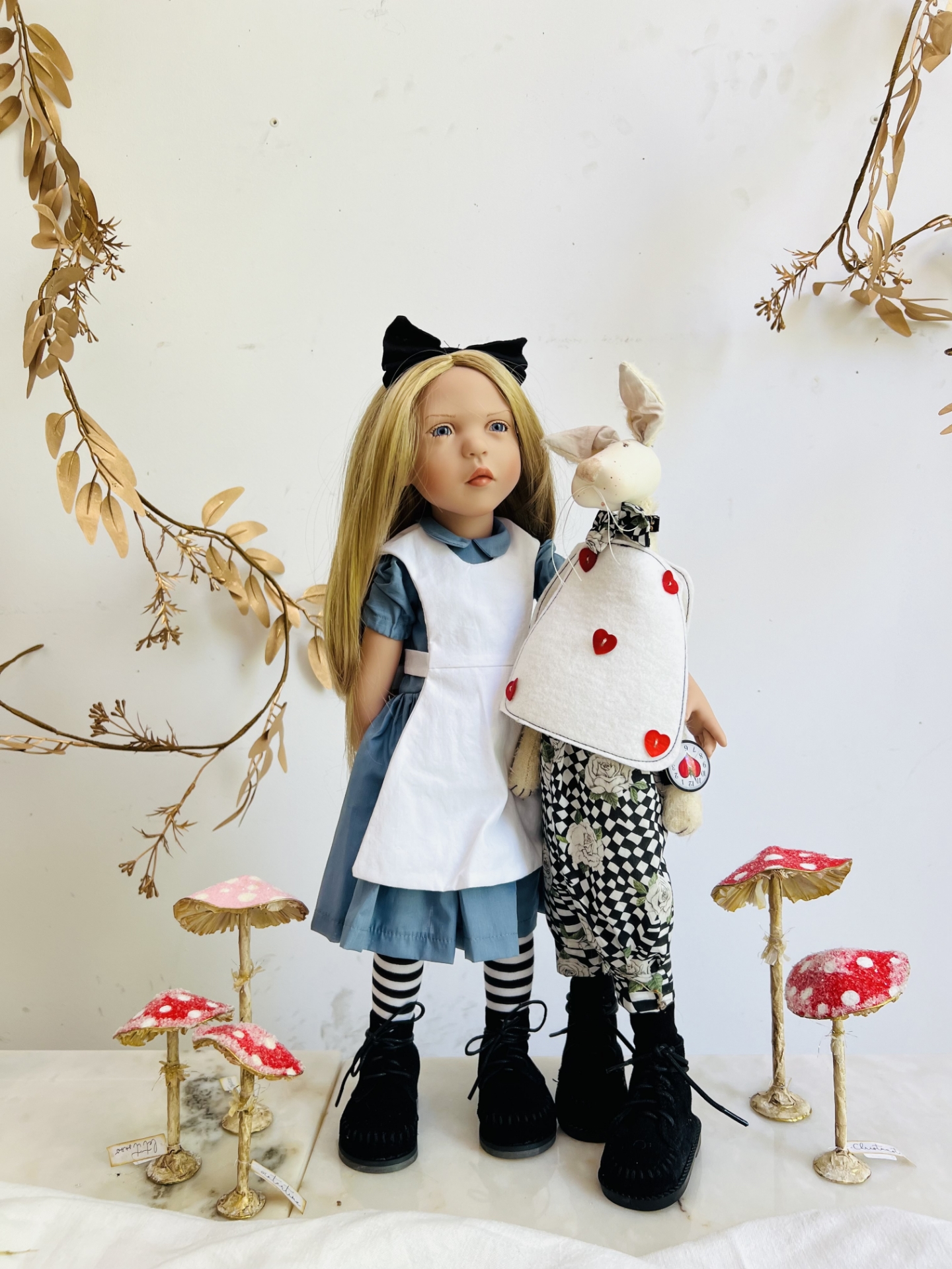 NEW! Alice in Wonderland of Play - EXCLUSIVE LE 24 - IN STOCK | Earth ...